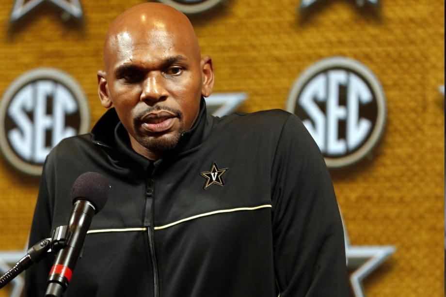 Howard, Stackhouse among the new coaches to watch